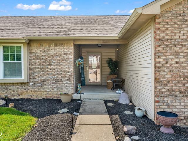 8353 Southern Springs Drive