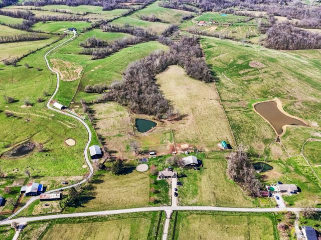 8353 Wades Mill Road
