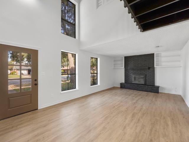 835 Clubside Drive