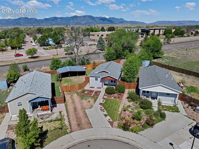 835 Bunting Avenue