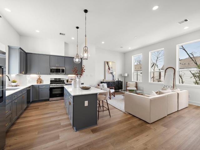 835 Elkhart St, Unit F, Houston, TX 77091 | MLS #85295 | Compass