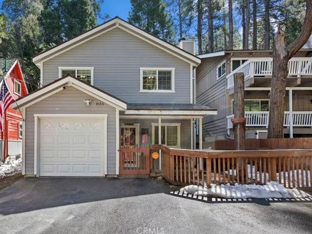 835 Fern Dr, Crestline, CA 92325