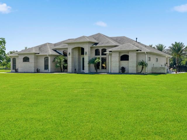 835 hall rd road