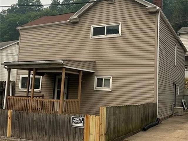 835 Hall St, Homestead, PA 15120