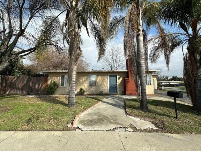 835 Hallwood Ave, Pomona, CA 91767