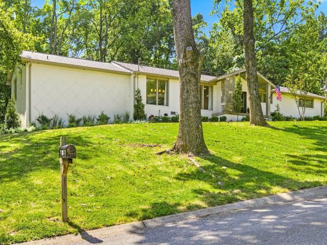 835 Highland Crest Dr