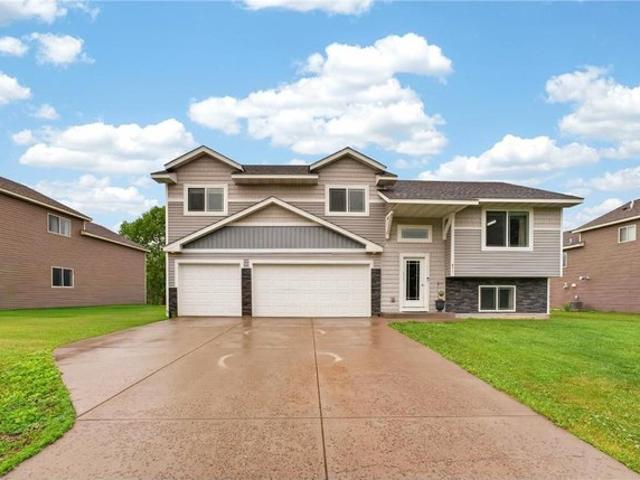 835 Highview Loop SE, Pine City, MN 55063