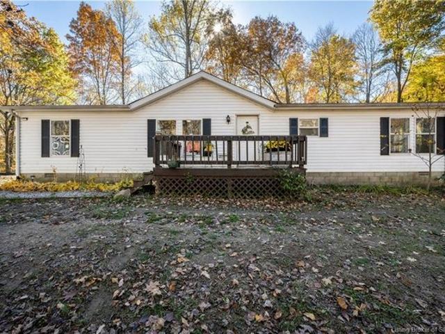 835 Hunters Rd NE, Palmyra, IN 47164