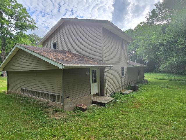 835 Jim Town Loop