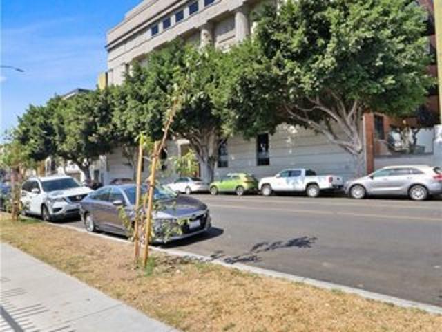 835 Locust Ave, Long Beach, CA 90813