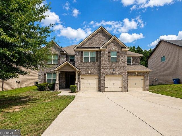 835 Lorrimont Ln, Fairburn, GA 30213