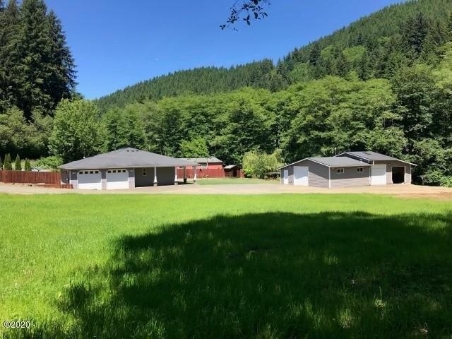 835 N Bear Creek Rd, Otis, OR 97368