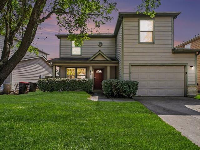 835 N Grand Plains Dr, Houston, TX 77090