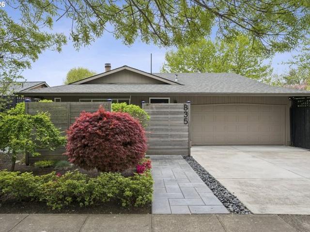 835 NE 33rd Ave, Portland, OR 97232