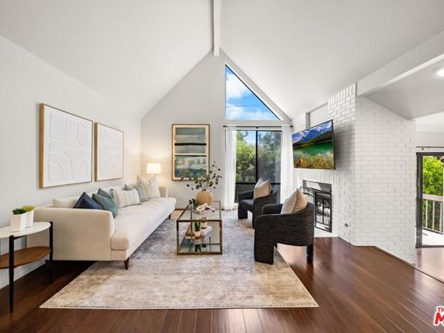 835 S Lucerne Blvd Apt 310, Los Angeles, CA 90005