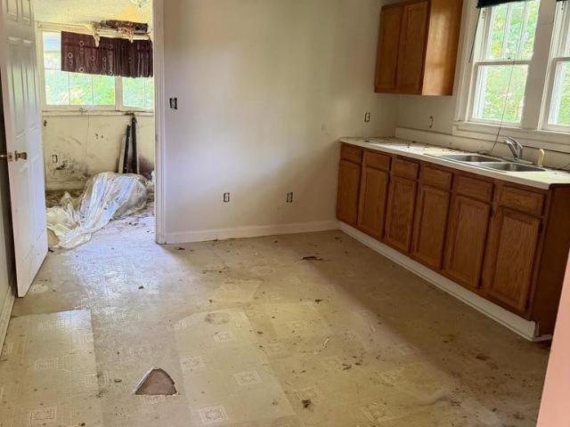 835 Spring Drive