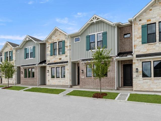 835 Pedernales Dr, Plano, TX 75075 | MLS #21197 | Compass