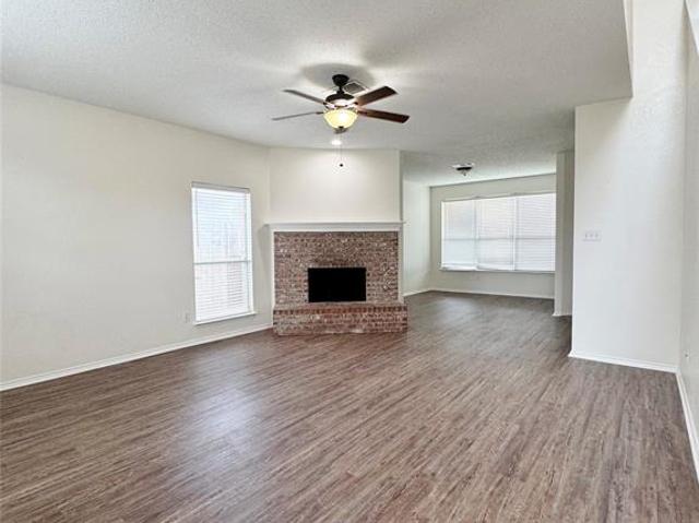 835 Rockett Lane