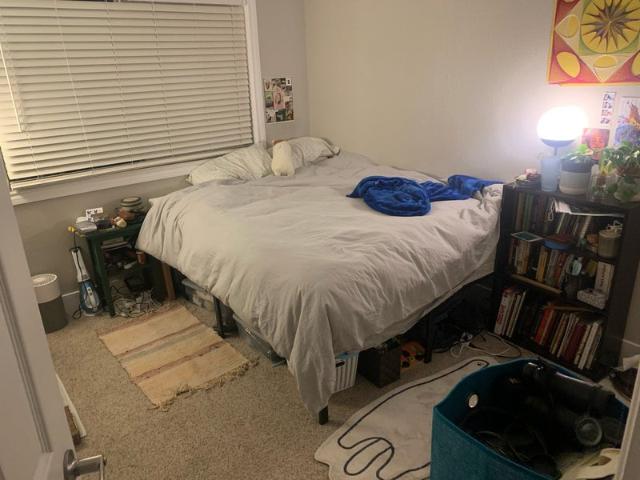 $835 room in townhome