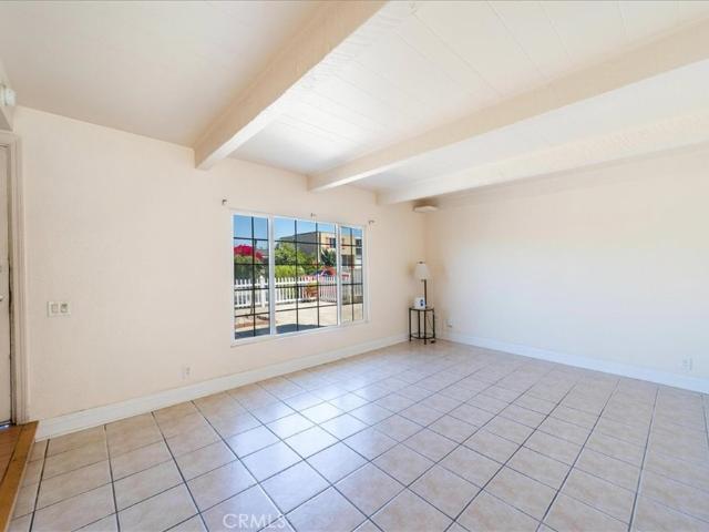 835 Raintree Place