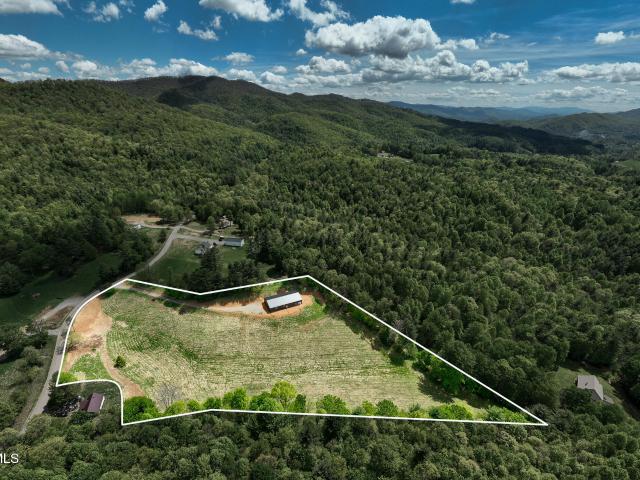 835 Red Brush Road