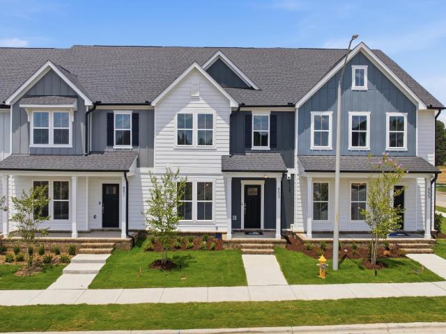 835 Weavers Abbey Place