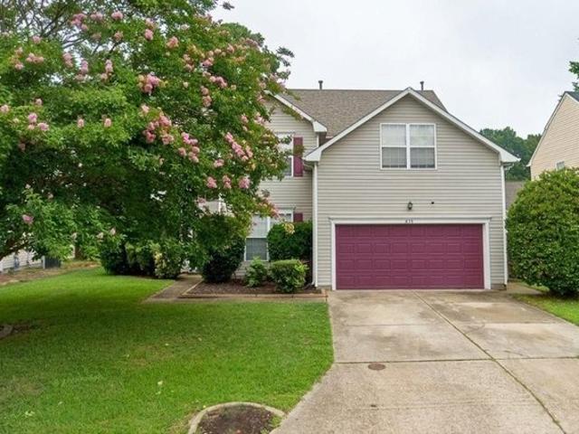 835 Wyemouth Dr, Newport News, VA 23602