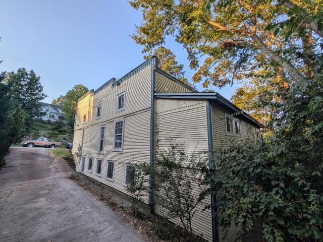 835 Tremont Street