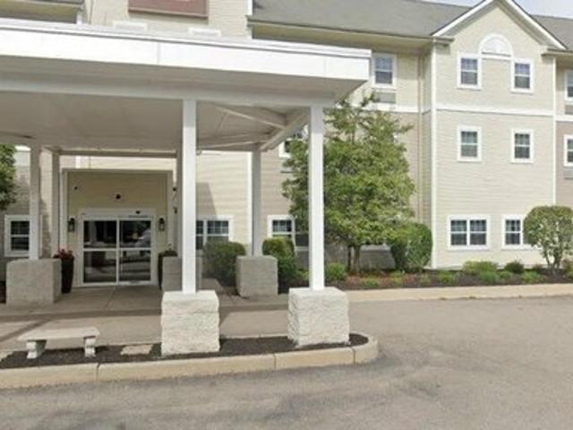 835 Upper Union St, Franklin, MA 02038