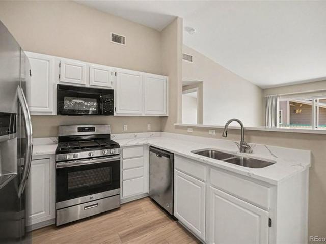 8365 Pebble Creek Way Unit 201, Highlands Ranch, CO 80126