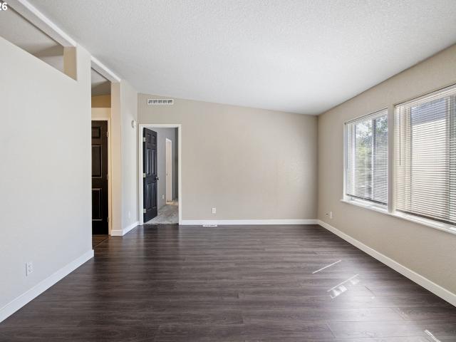 8367 n umpqua hwy