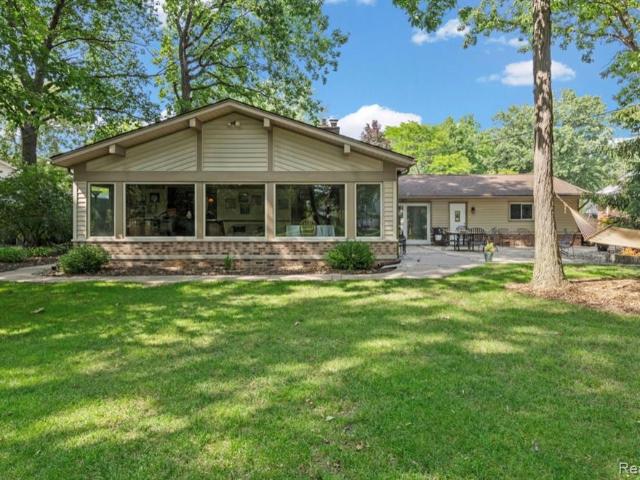 8369 Burning Bush Road