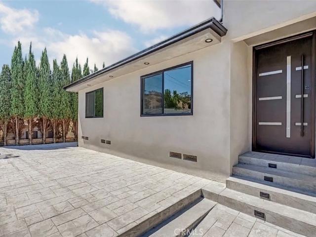 8369 Vine Valley
