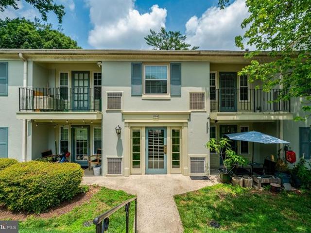 8360 Dunham Ct Apt B, Springfield, VA 22152