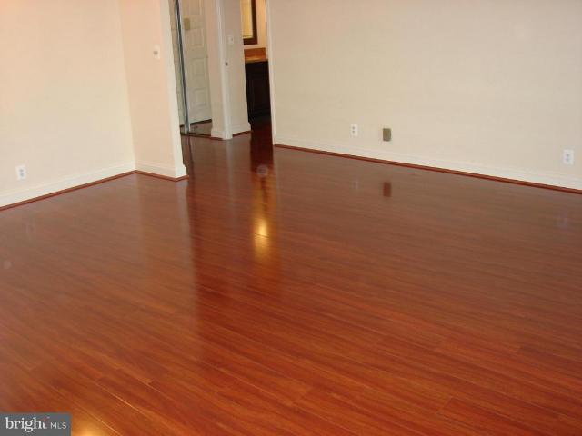 8360 Greensboro Drive # 1006