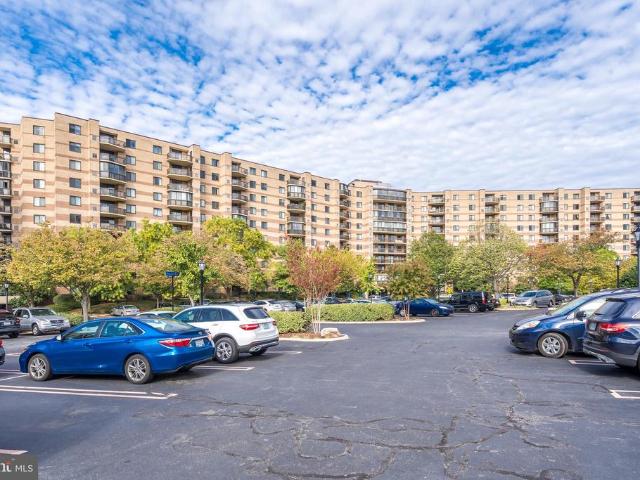 8360 Greensboro Drive # 306