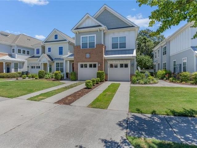 8360 Highland St, Norfolk, VA 23518