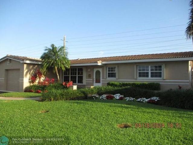 8361 NW 24th Ct, Pembroke Pines, FL 33024