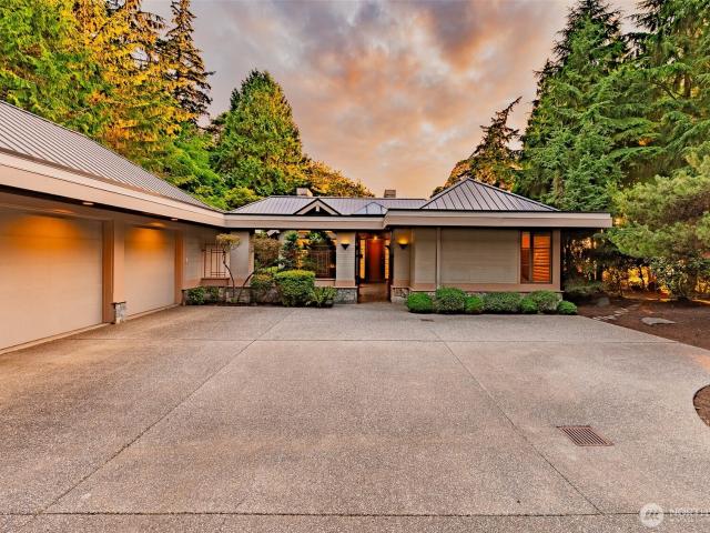 8361 Semiahmoo Drive