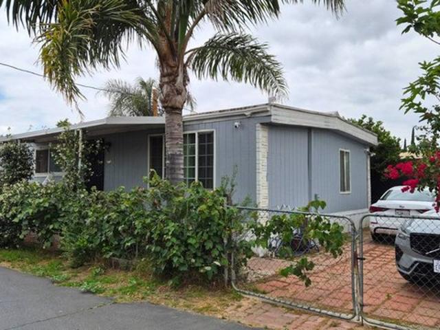 8362 Redwood Ave Spc 8, Fontana, CA 92335