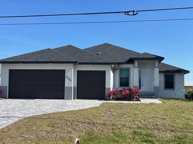 8362 Santa Cruz Dr, Port Charlotte, FL 33981
