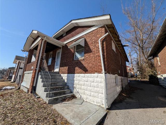 8363 Eton Pl, Jennings, MO 63136 | MLS #26007 | Compass