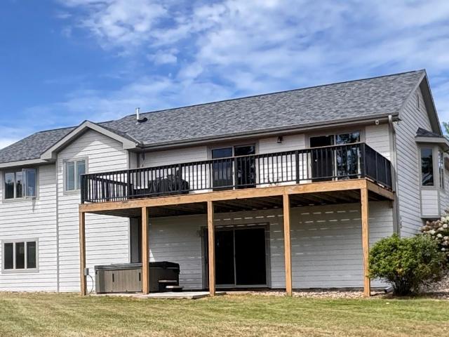 836 County Road D