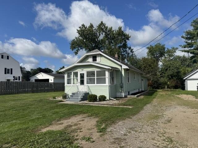 836 Concord Blvd, Jackson, MI 49202