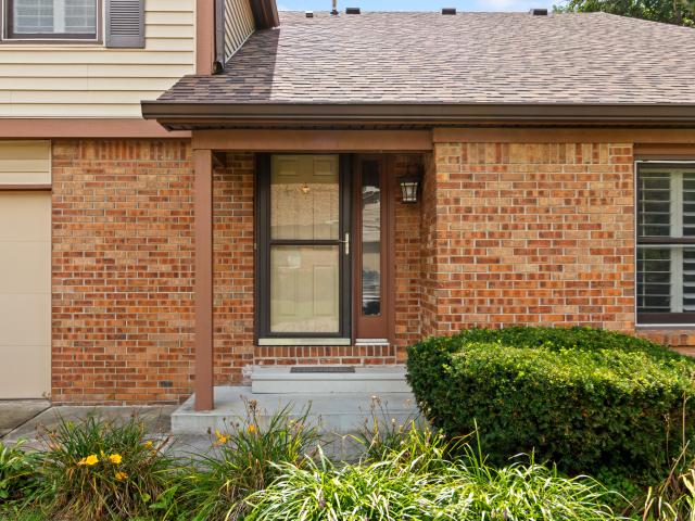 836 Chapel Pines Drive W