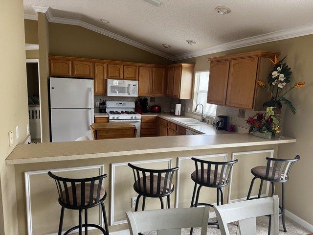 836 Chappells Dr, The Villages, FL 32162