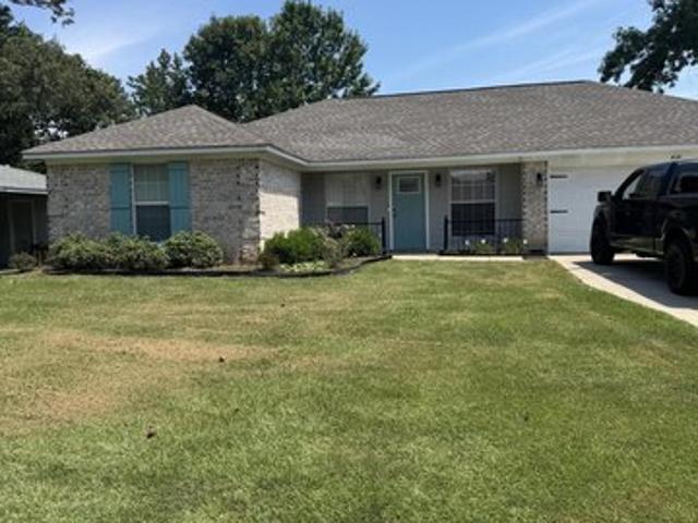 836 Cherry Ridge Dr, Clinton, MS 39056
