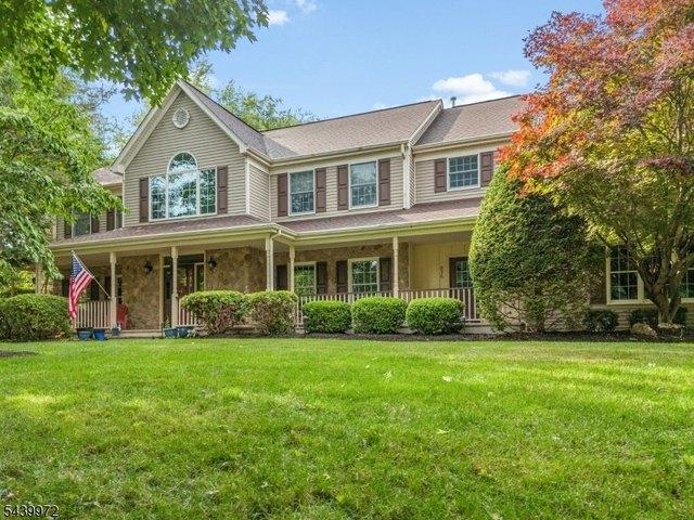 836 Atkinson Cir, Hillsborough Twp, NJ 08844