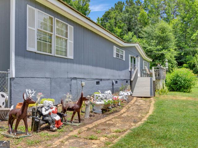 836 Glades Road