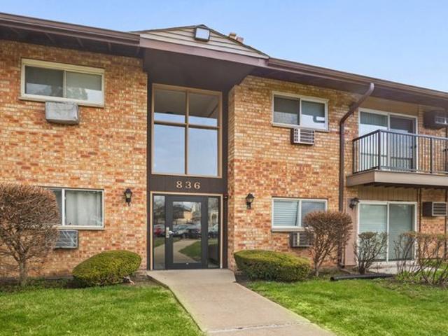 836 E Old Willow Rd Apt 209, Prospect Heights, IL 60070